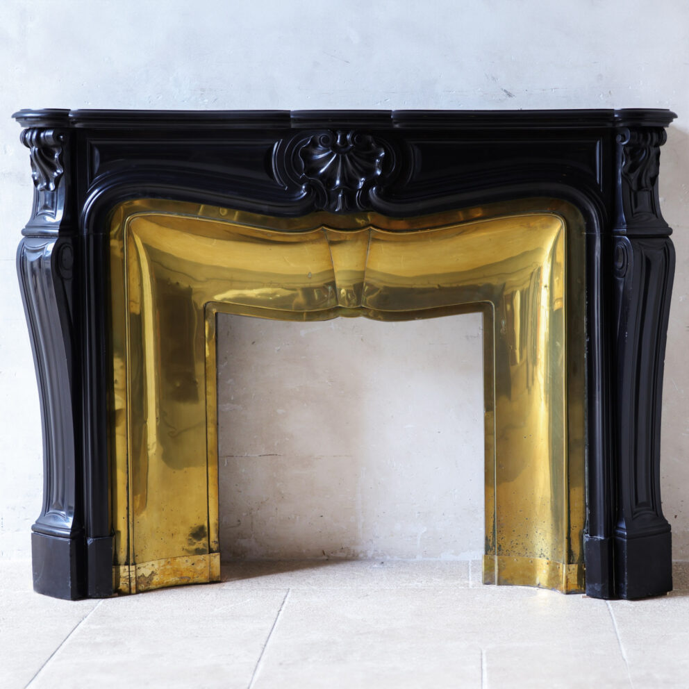 Antike Kamine - Spezialist für alte Kamine - Piet Jonker