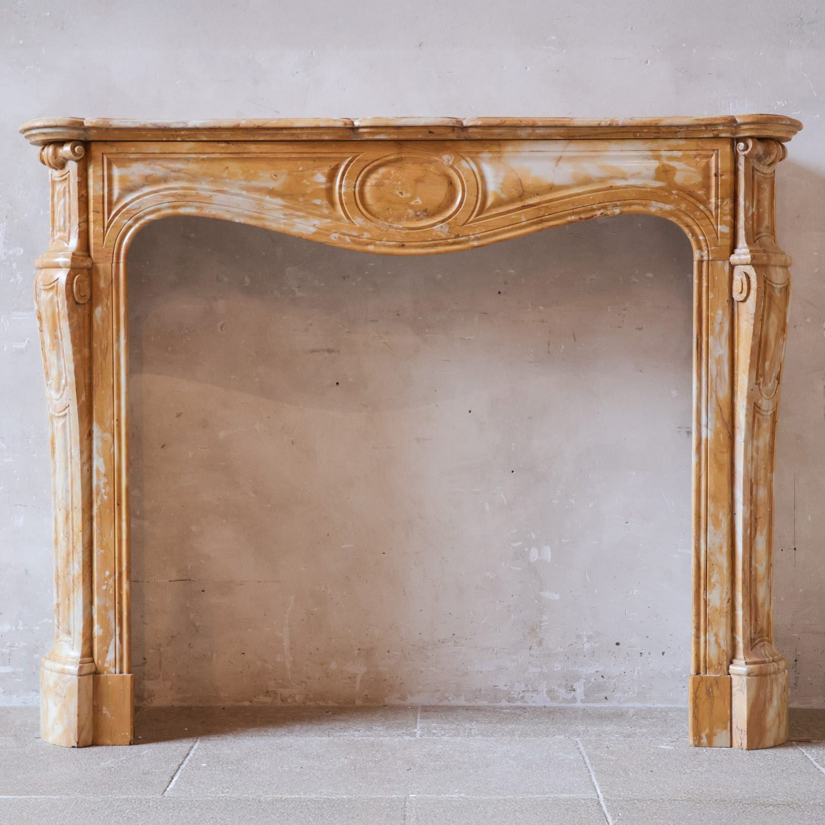 Antike Kamine - Spezialist für alte Kamine - Piet Jonker